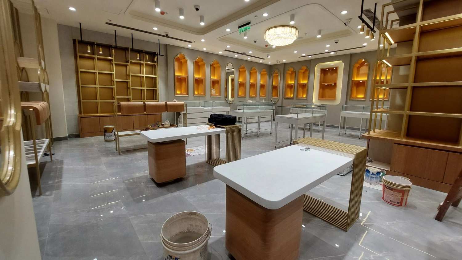 SENNES – Retail Store Interiors in Kolkata