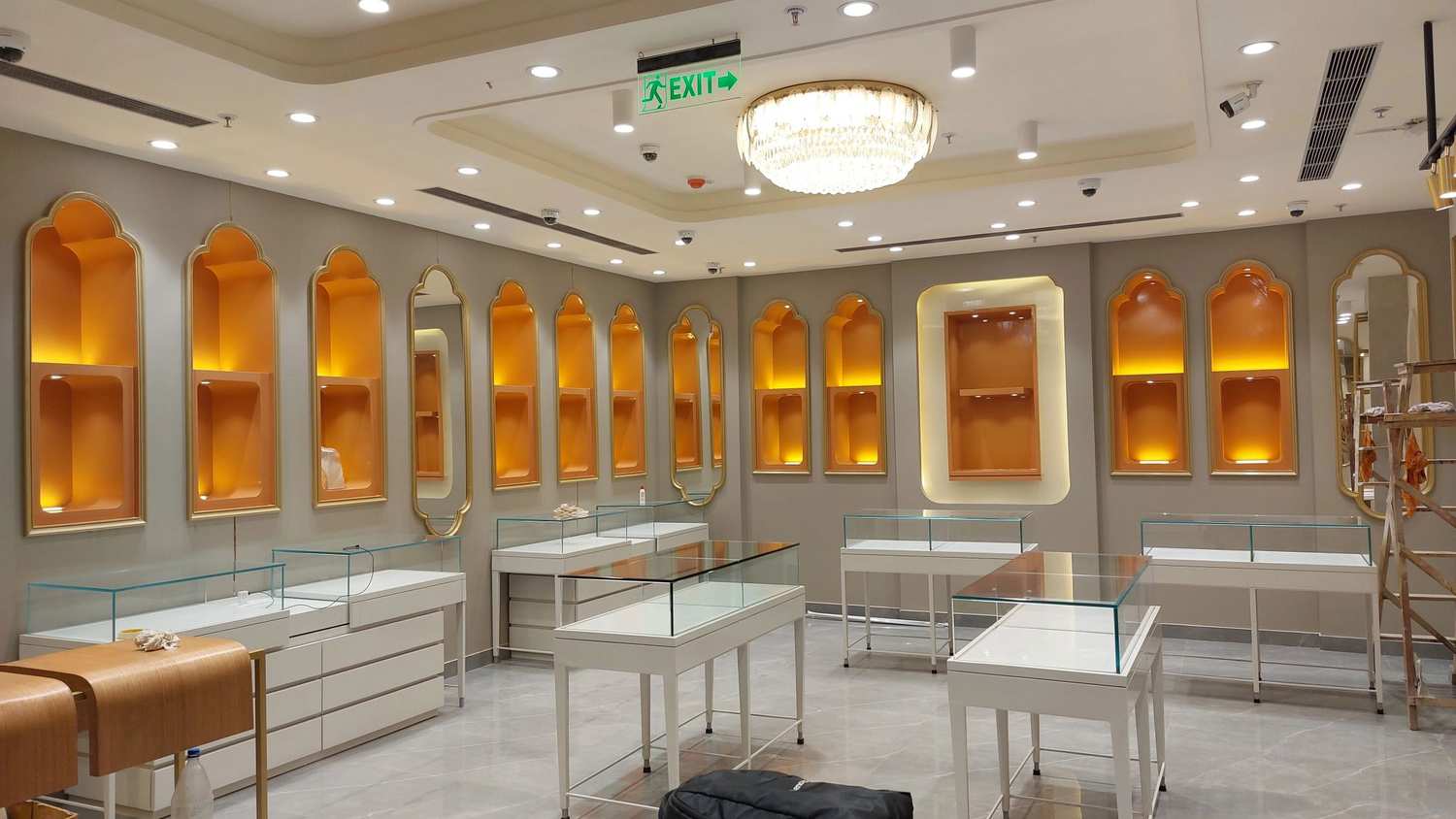 10+ Retail Interior Design Ideas to Elevate Your Store’s Appeal – Near ...