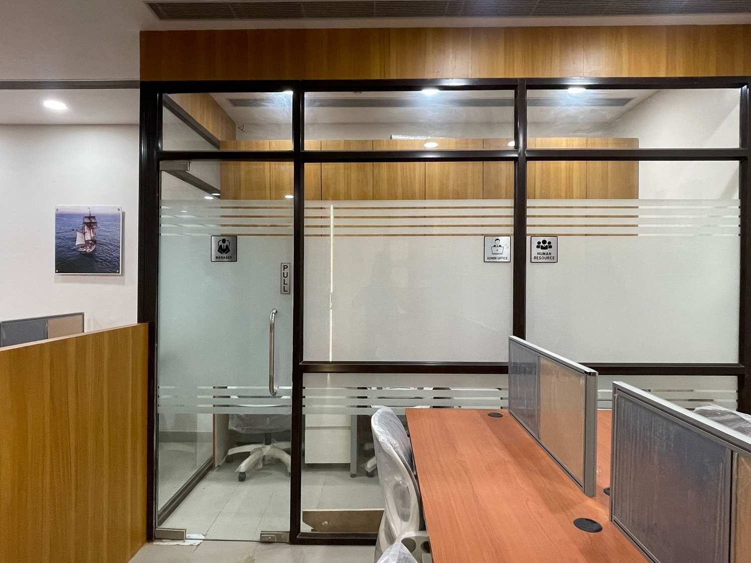 What Are the Latest Office Interior Design Trends for 2025?